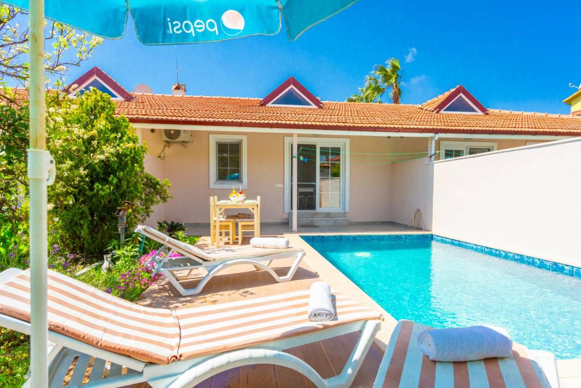 90 M² Villa ∙ 2 Bedrooms ∙ 4 Guests - Dalyan