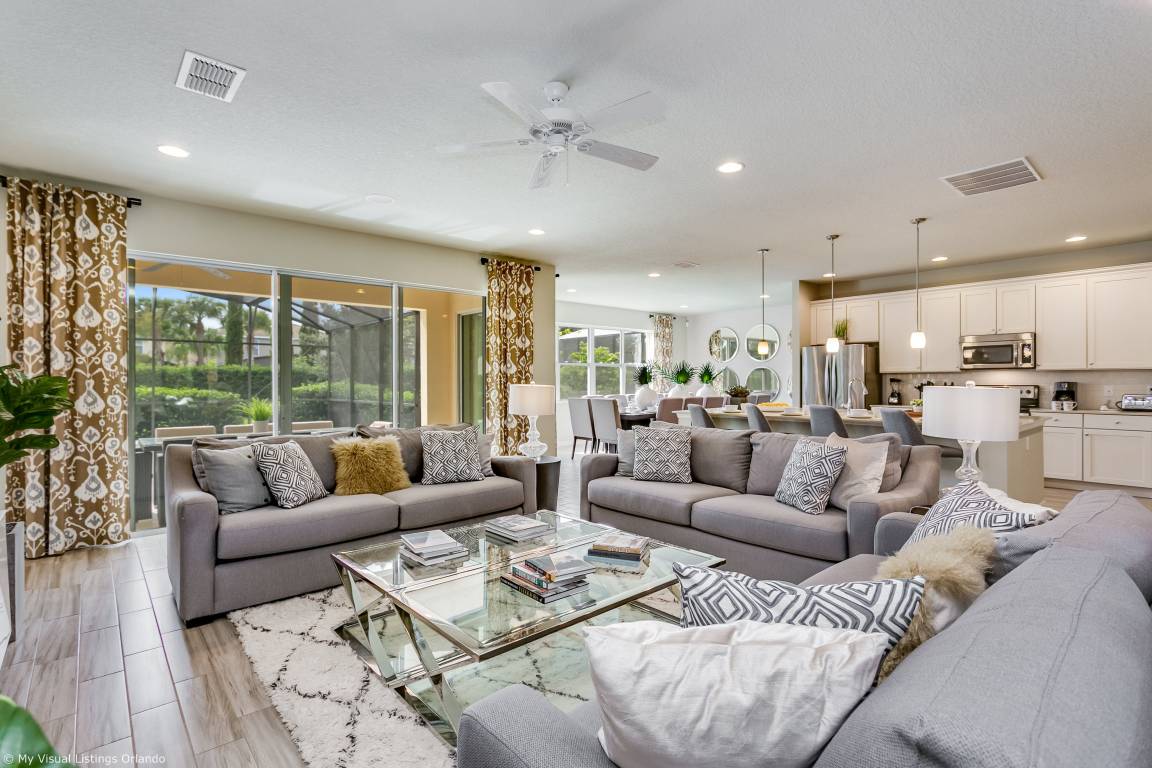 426 M² Villa ∙ 9 Bedrooms ∙ 22 Guests - Florida