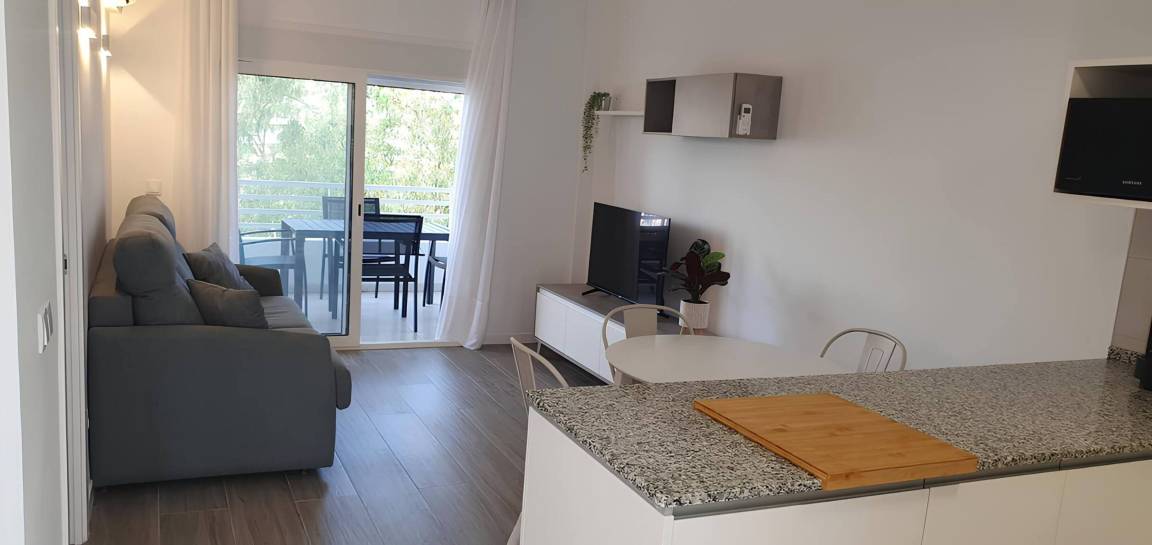 44 M² Apartament ∙ 2 Sypialnie ∙ 4 Gości - Cambrils