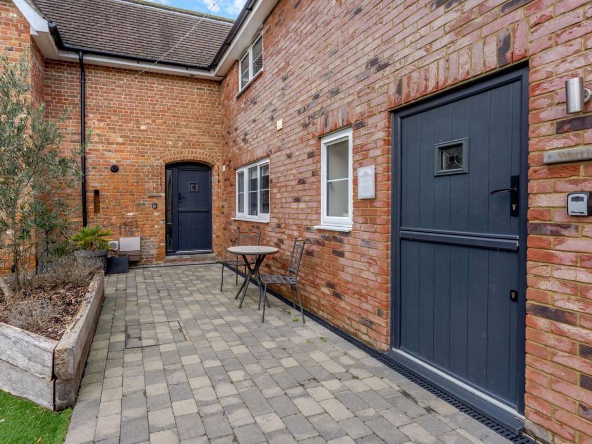 Cottage ∙ 3 Bedrooms ∙ 6 Guests - Portsmouth