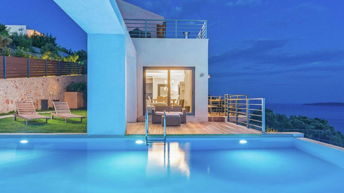 130 M² Ferienwohnung ∙ 3 Schlafzimmer ∙ 6 Gäste - Lefkada