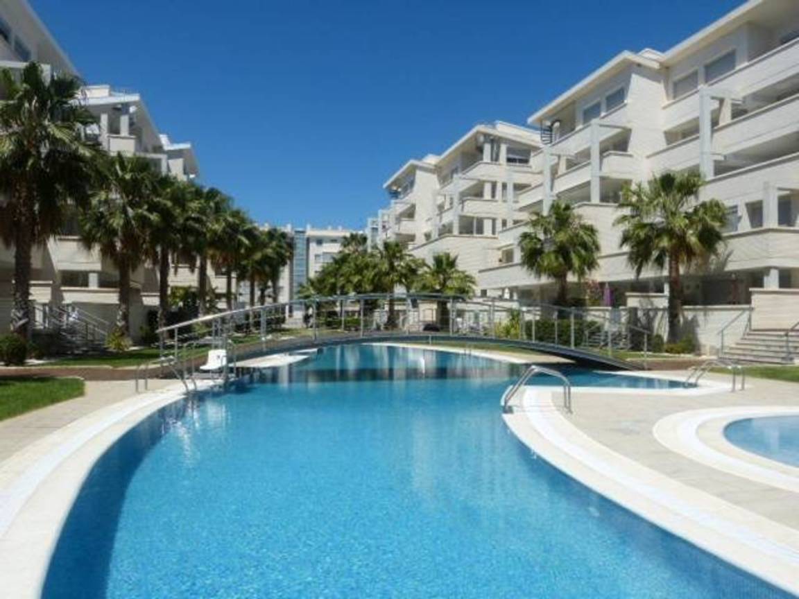 82 M² Apartamento ∙ 2 Habitaciones ∙ 4 Huéspedes - Denia