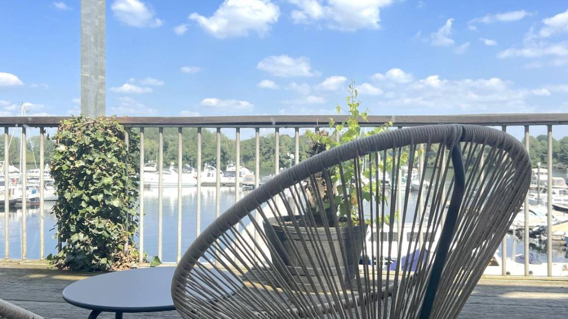 38 M² Appartement ∙ 1 Slaapkamer ∙ 2 Gasten - Tiel