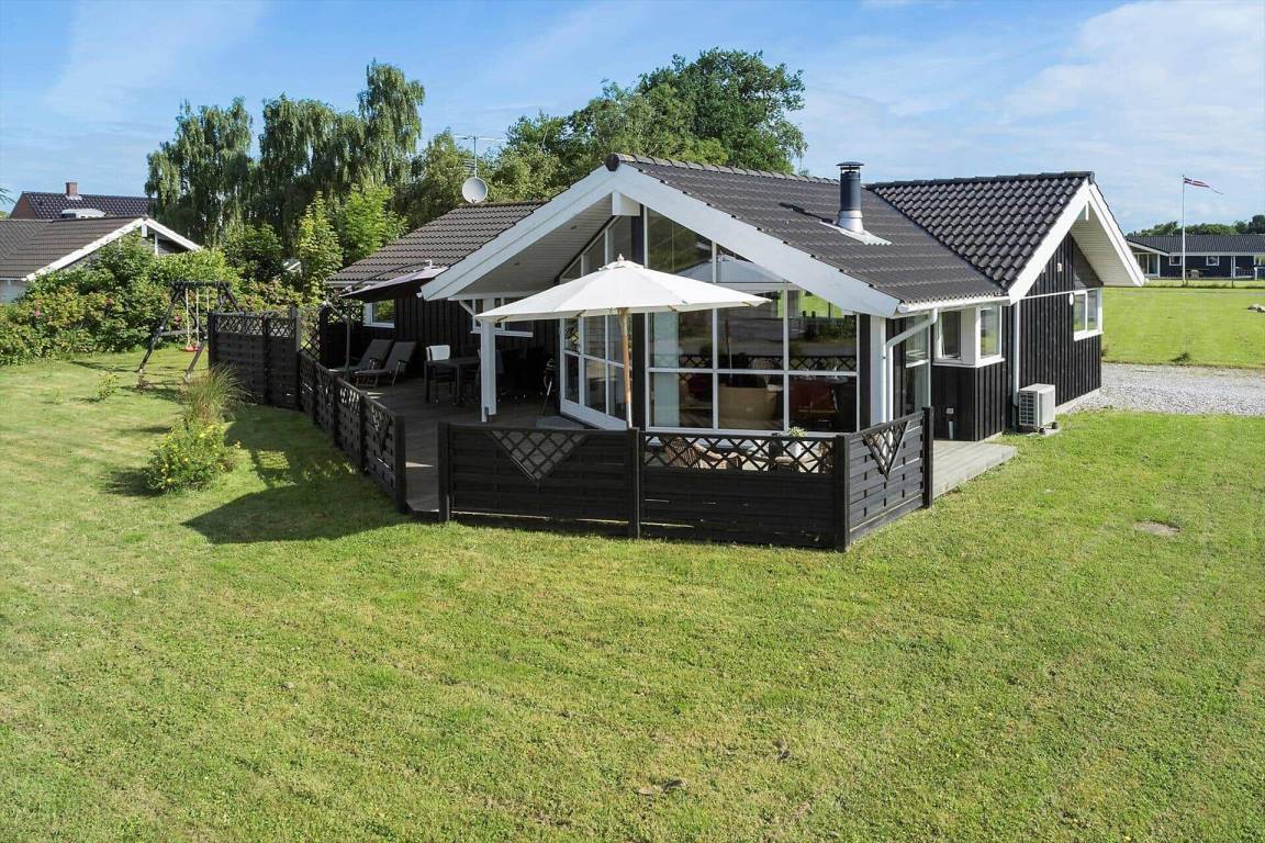 97 M² Ferienhaus ∙ 3 Schlafzimmer ∙ 6 Gäste - Juelsminde