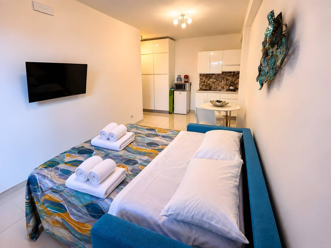 30 M² Apartament Typu Studio ∙ 1 Sypialnia ∙ 3 Gości - Taormina