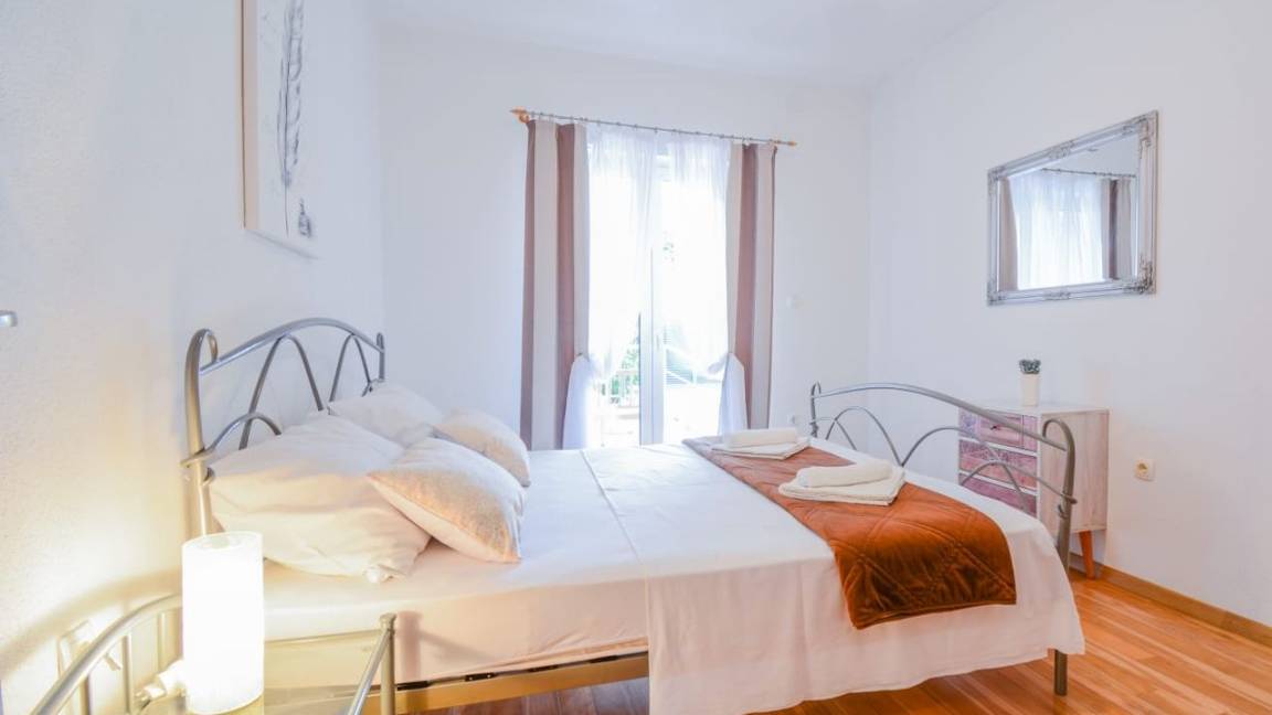 59 M² Appartement ∙ 2 Slaapkamers ∙ 5 Gasten - Zadar