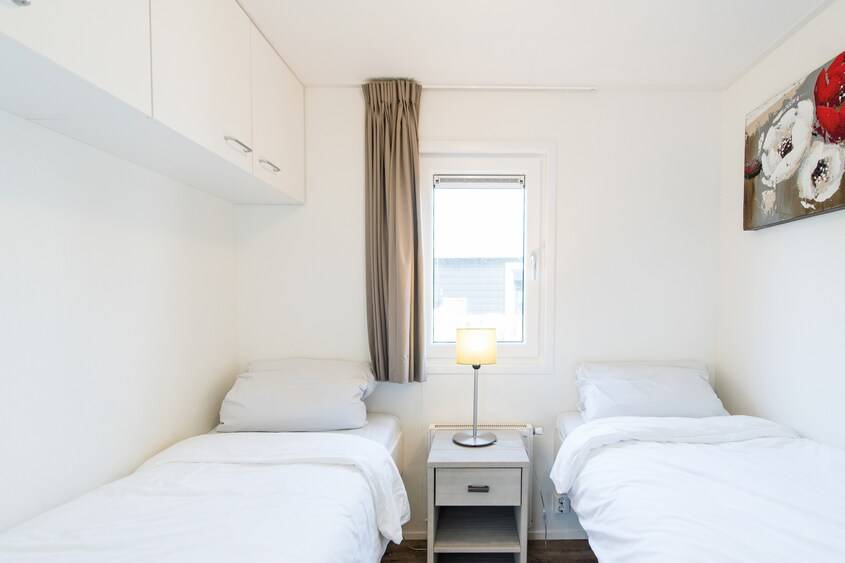 46 M² Chalet ∙ 2 Bedrooms ∙ 4 Guests - Hollum