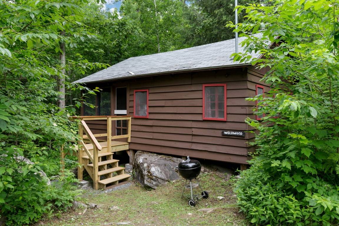 House ∙ 1 Bedroom ∙ 3 Guests - New Hampshire