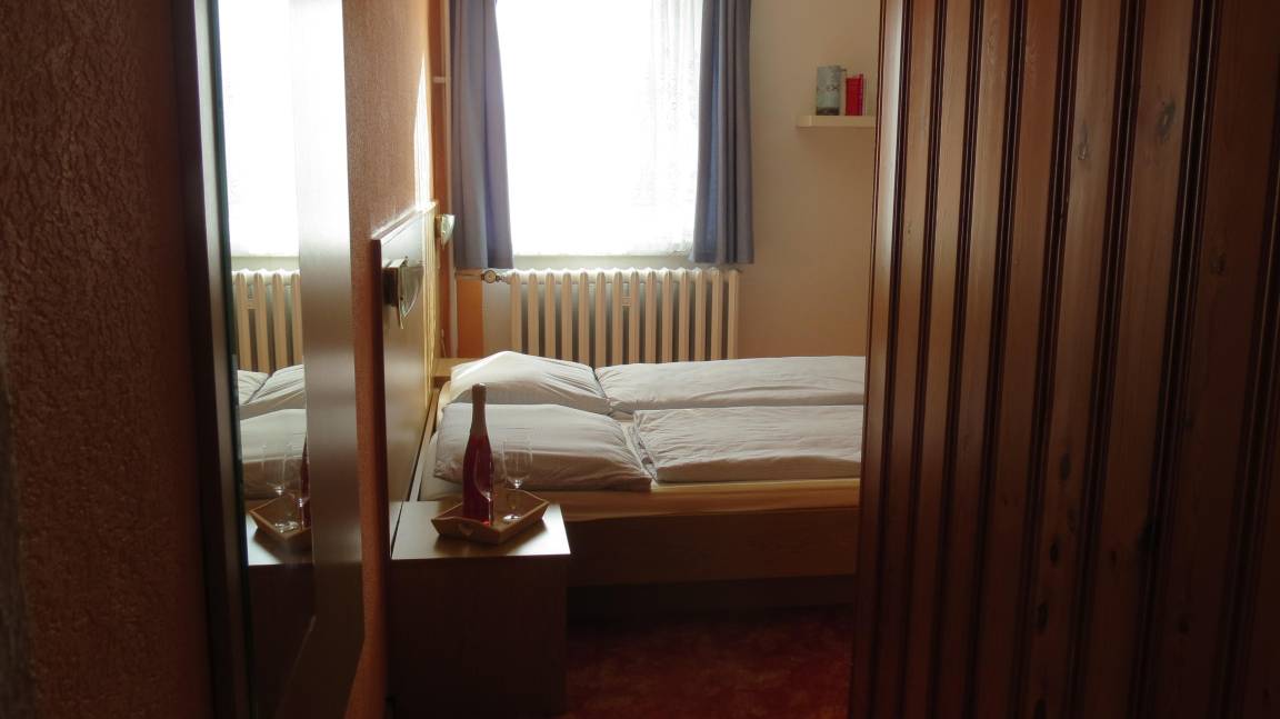 15 M² Hotel ∙ 1 Bedroom ∙ 2 Guests - Eibenstock