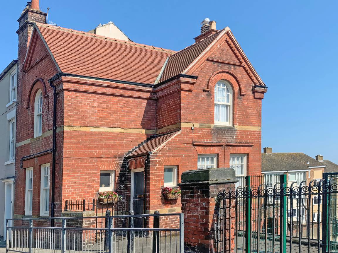 Cottage ∙ 2 Bedrooms ∙ 4 Guests - Scarborough