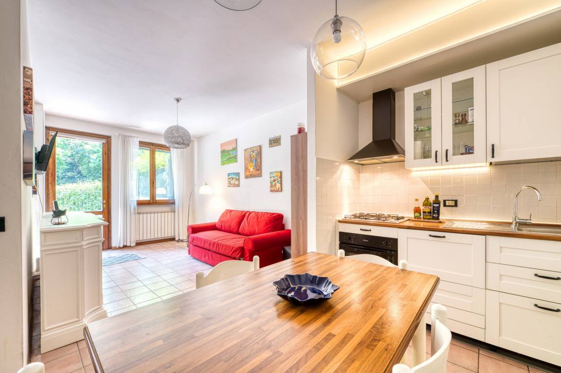 40 M² Huoneisto ∙ 1 Makuuhuone ∙ 4 Vierasta - Perugia