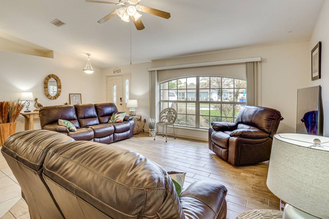 140 M² House ∙ 3 Bedrooms ∙ 6 Guests - Sebring, FL