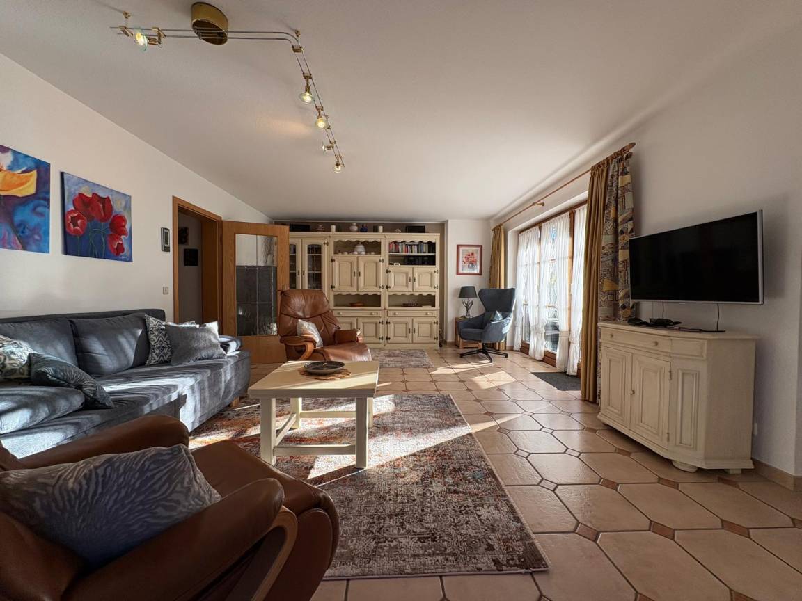 73 M² Ferienwohnung ∙ 1 Schlafzimmer ∙ 4 Gäste - Bolsterlang