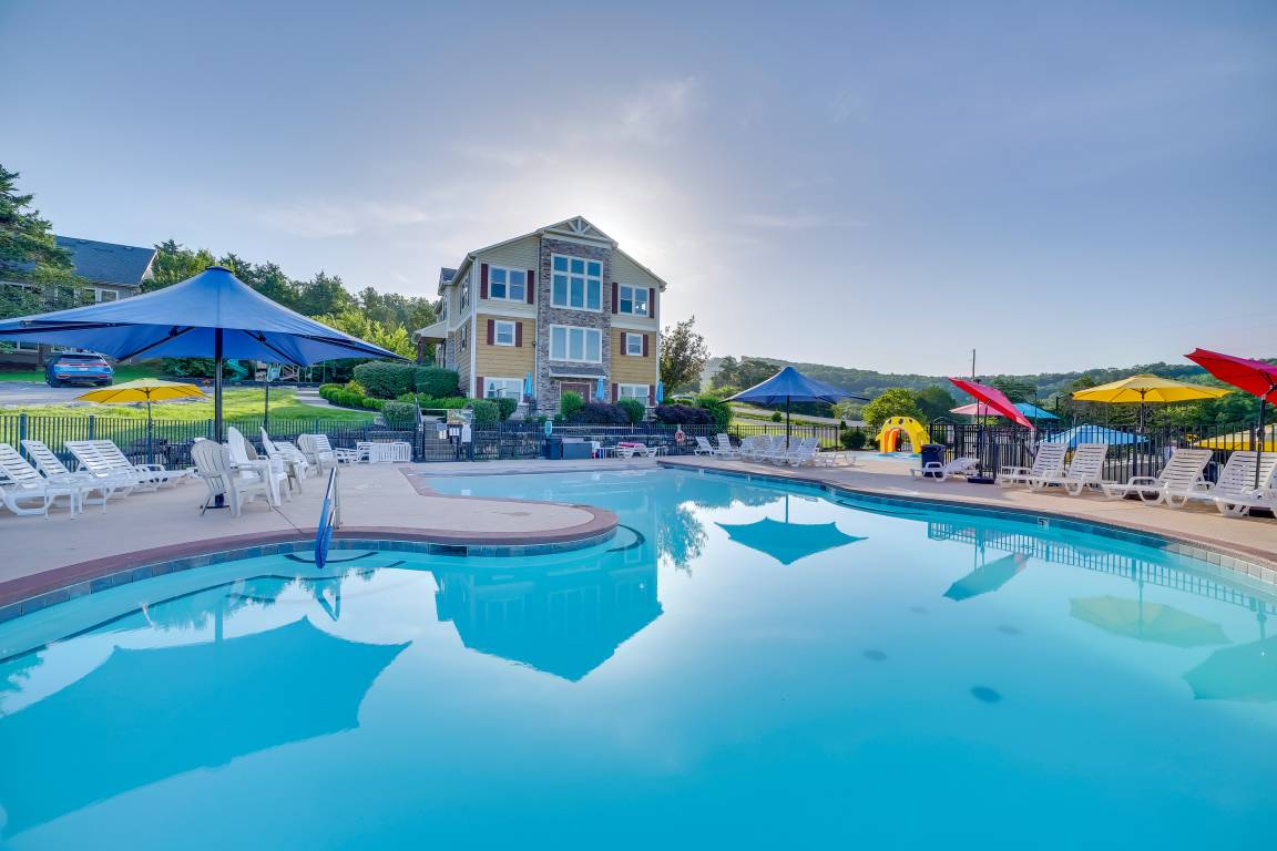 310 M² House ∙ 7 Bedrooms ∙ 20 Guests - Branson, MO