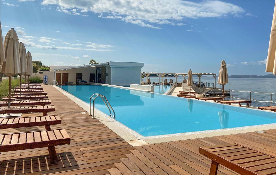 49 M² Apartamento ∙ 1 Habitación ∙ 4 Huéspedes - Zaton