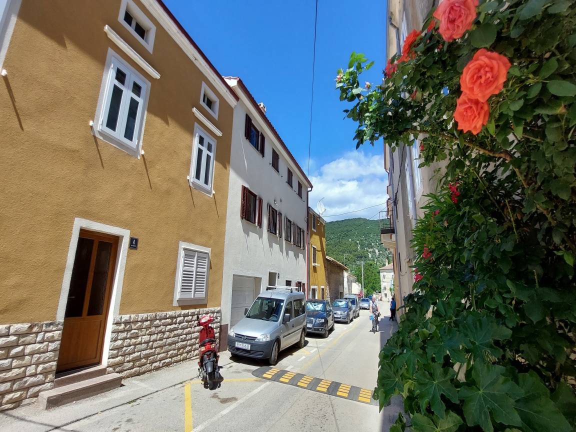 18 M² House ∙ 1 Bedroom ∙ 2 Guests - Cres