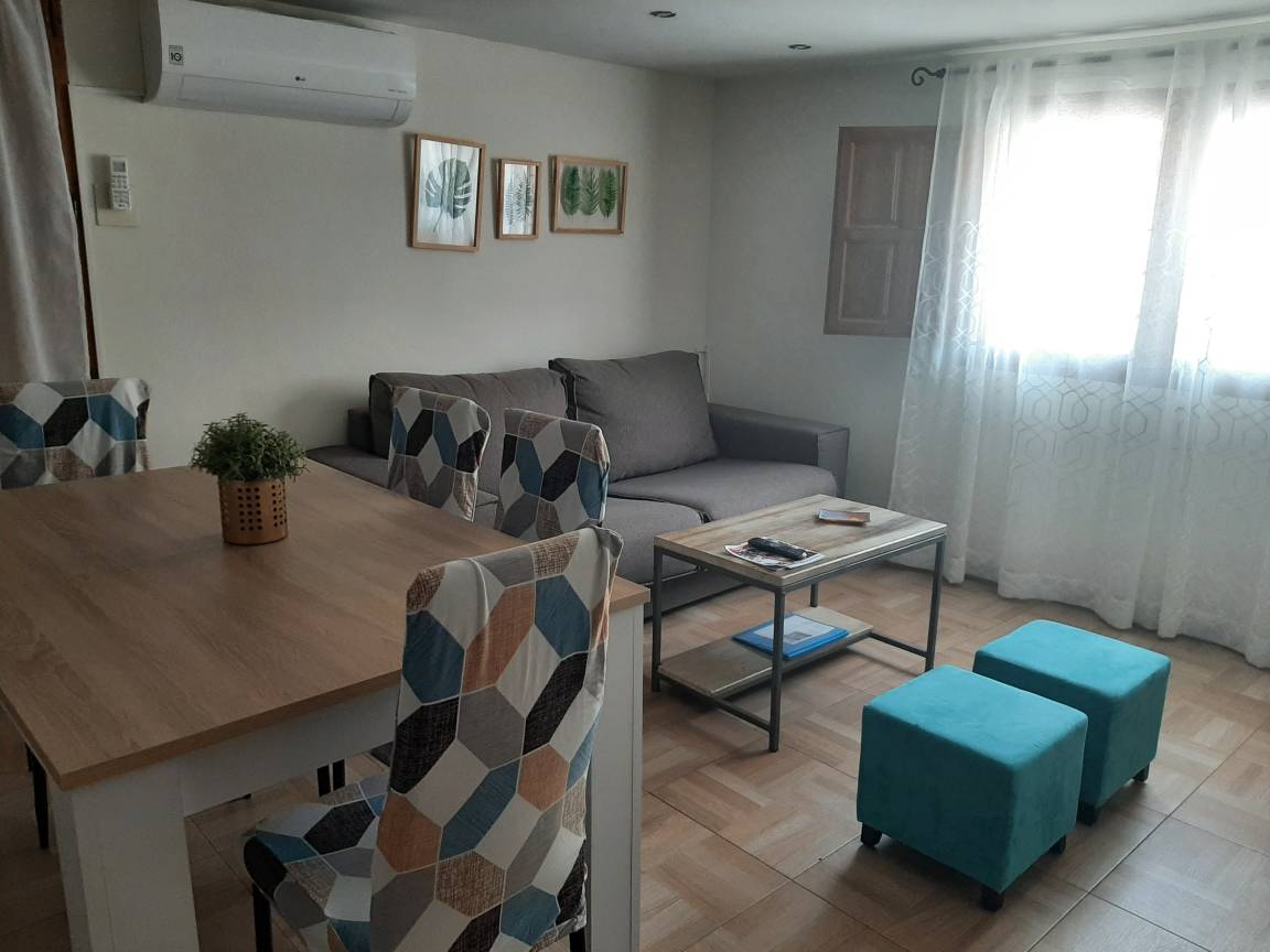 120 M² House ∙ 3 Bedrooms ∙ 7 Guests - Alagón
