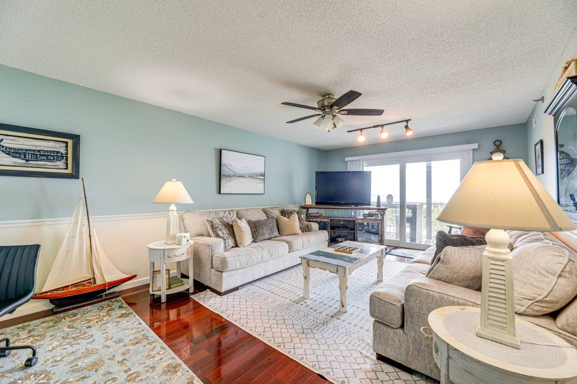 114 M² Apartment ∙ 2 Bedrooms ∙ 6 Guests - North Topsail Beach, NC