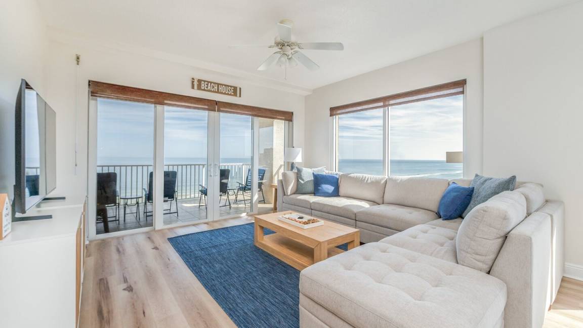 205 M² Condo ∙ 3 Bedrooms ∙ 8 Guests - Daytona Beach Shores, FL
