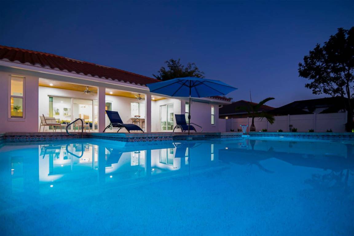 186 M² House ∙ 3 Bedrooms ∙ 8 Guests - Bonita Springs, FL