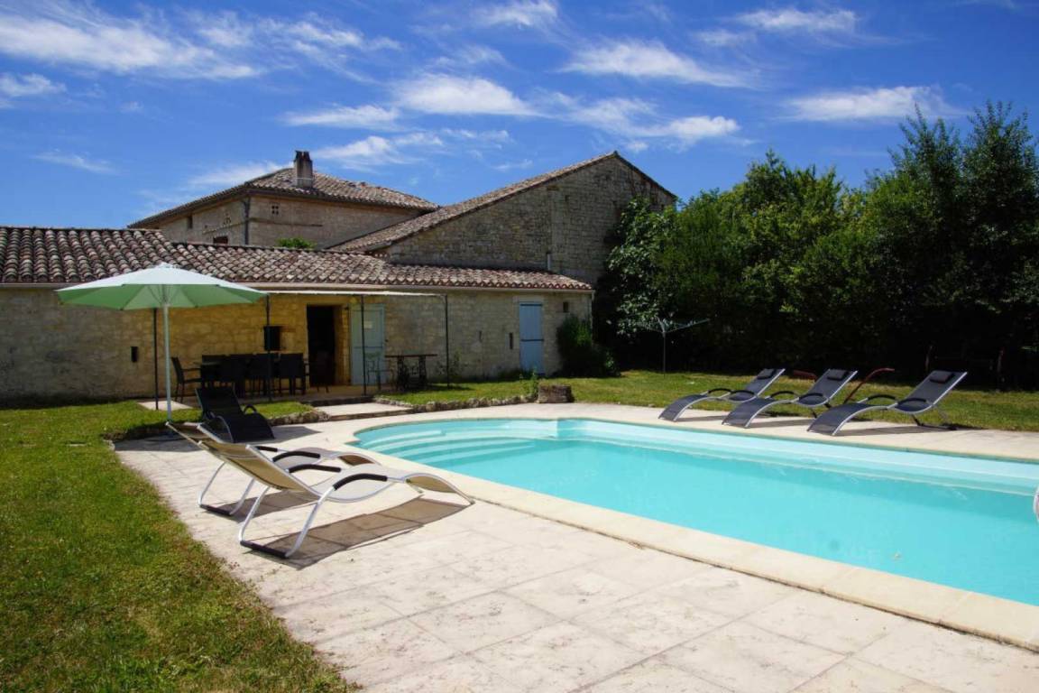 210 M² Gîte ∙ 4 Chambres ∙ 8 Personnes - Albi