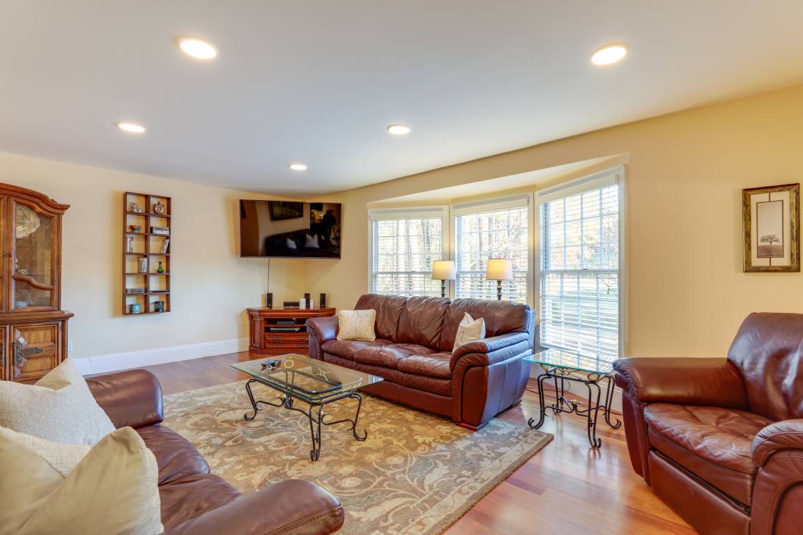 185 M² House ∙ 4 Bedrooms ∙ 8 Guests - Dunwoody, GA