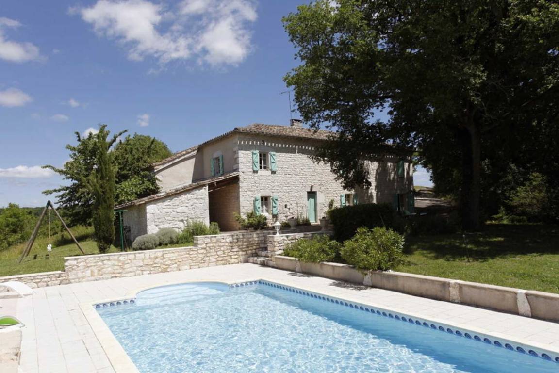 240 M² Gîte ∙ 4 Chambres ∙ 10 Personnes - Saint-Antonin-Noble-Val