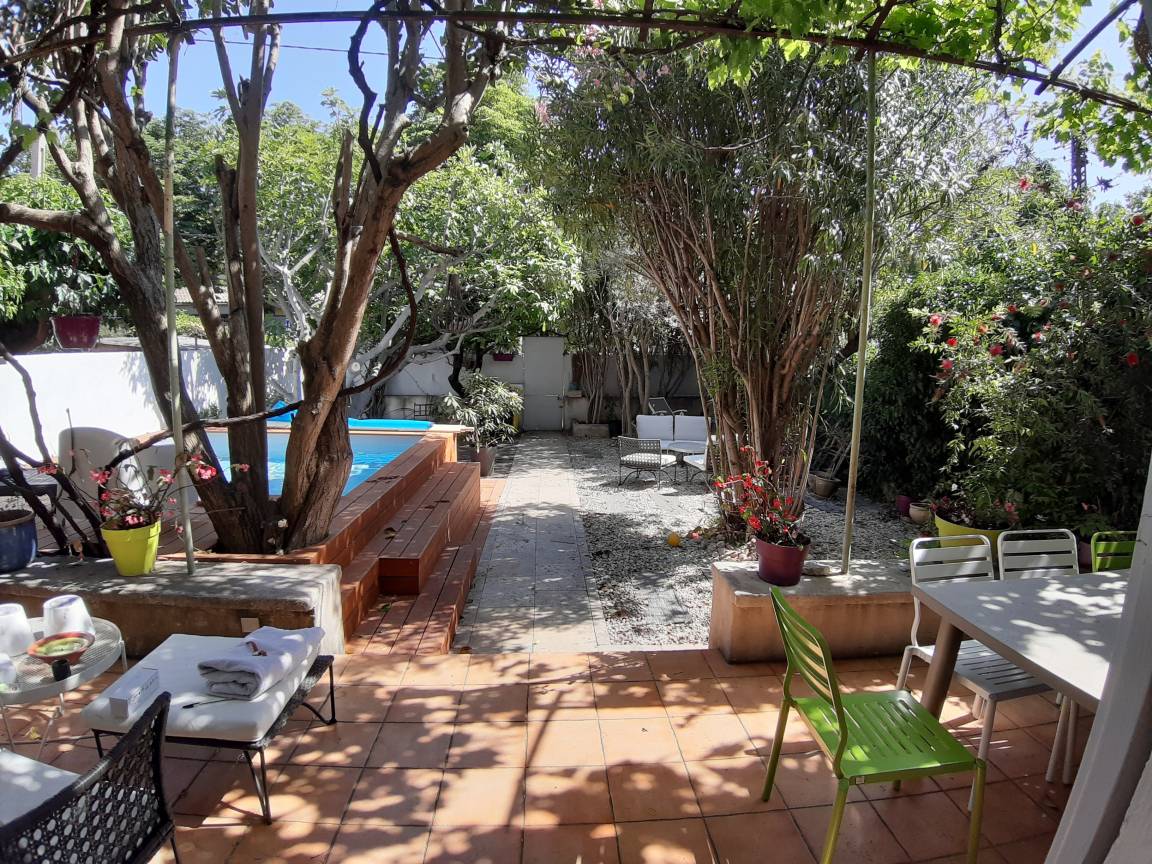 95 M² House ∙ 3 Bedrooms ∙ 9 Guests - Avignon