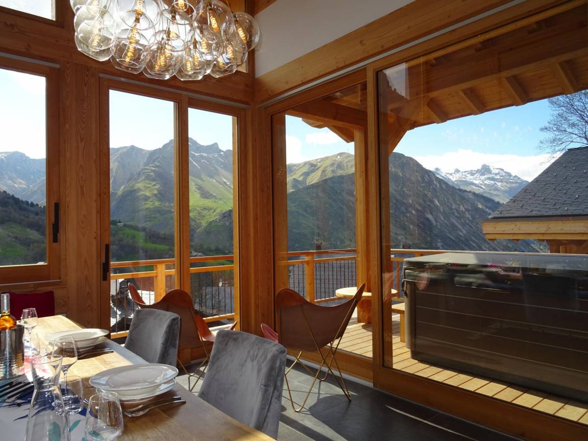 130 M² Chalet ∙ 5 Chambres ∙ 12 Personnes - Les Menuires