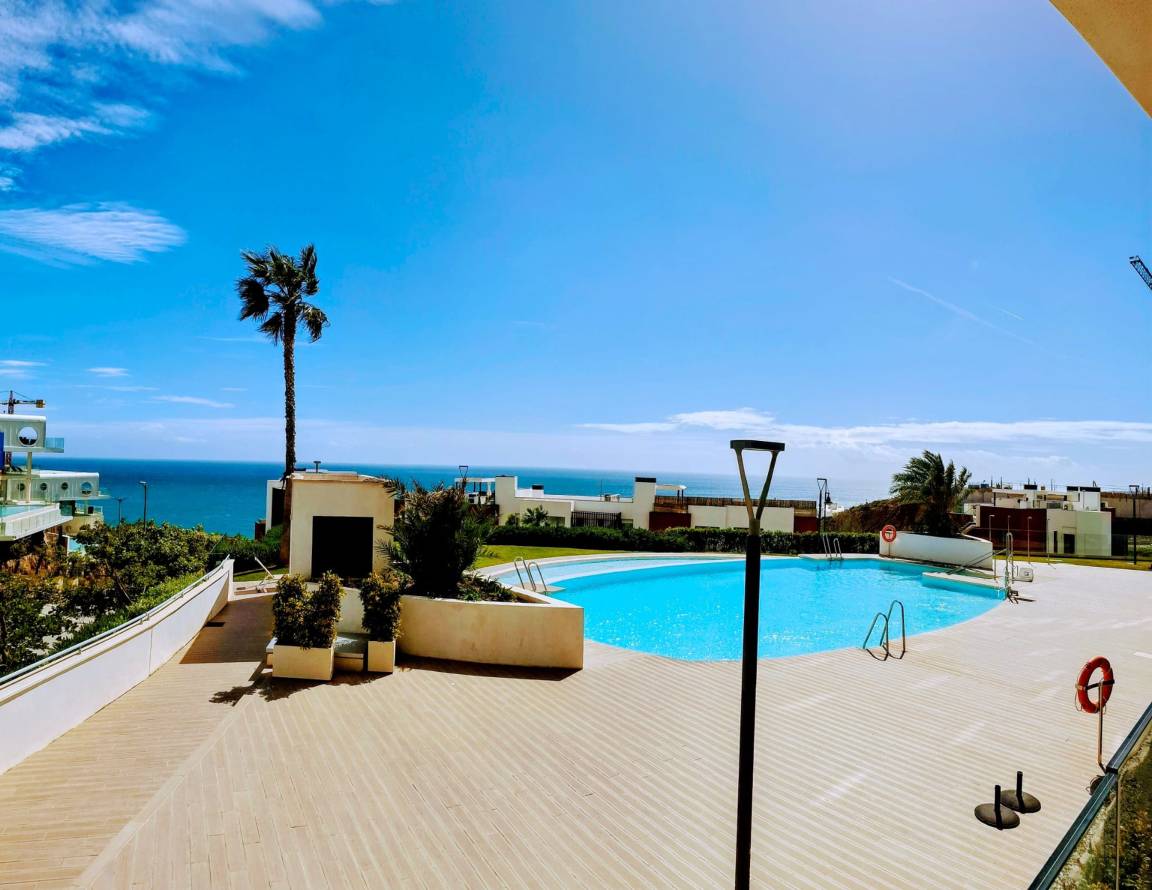 200 M² Apartamento ∙ 3 Habitaciones ∙ 6 Huéspedes - Fuengirola