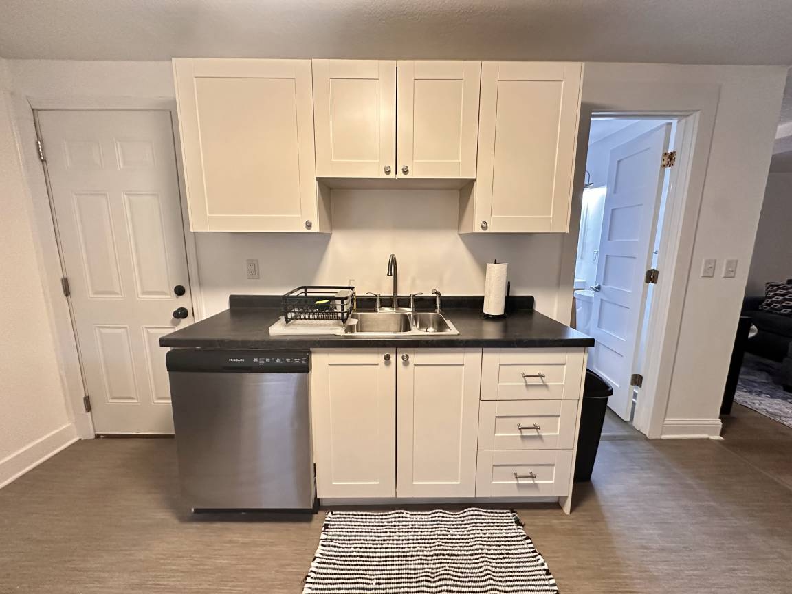 Apartment ∙ 2 Bedrooms ∙ 3 Guests - Minneapolis, MN