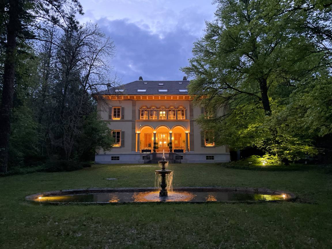 864 M² Maison De Vacances ∙ 10 Chambres ∙ 22 Personnes - Canton de Neuchâtel