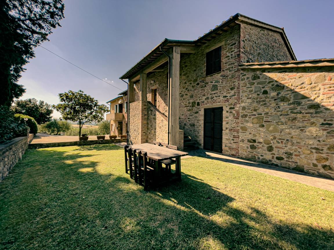 50 M² Farmhouse ∙ 2 Bedrooms ∙ 5 Guests - Umbria