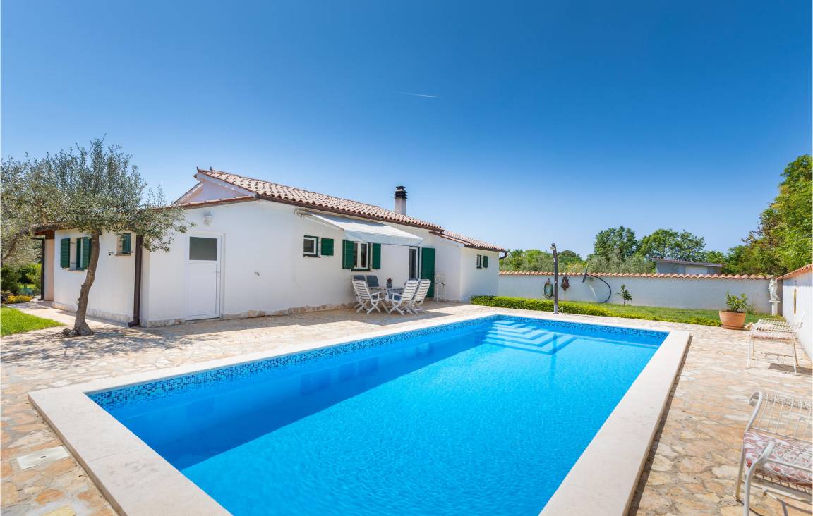 75 M² Ferienhaus ∙ 2 Schlafzimmer ∙ 4 Gäste - Pula