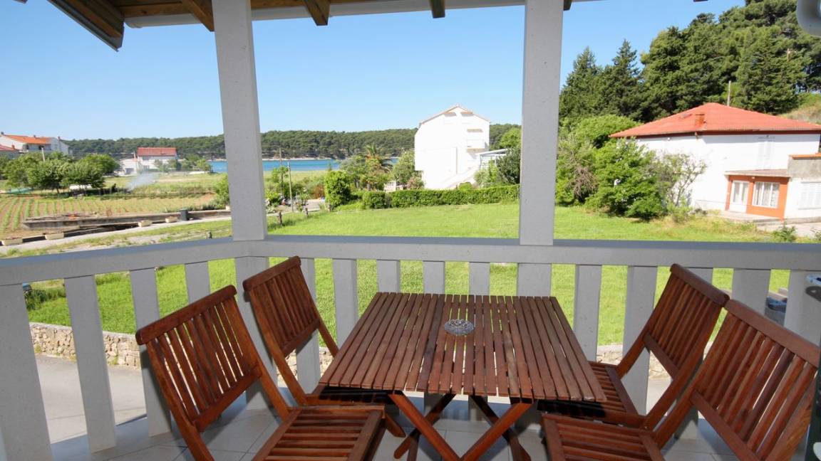 33 M² Apartment ∙ 1 Bedroom ∙ 4 Guests - Rab