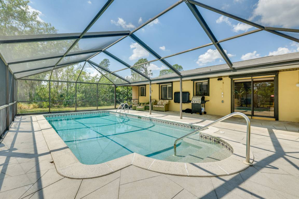 126 M² Casa ∙ 2 Habitaciones ∙ 6 Huéspedes - Lehigh Acres, FL