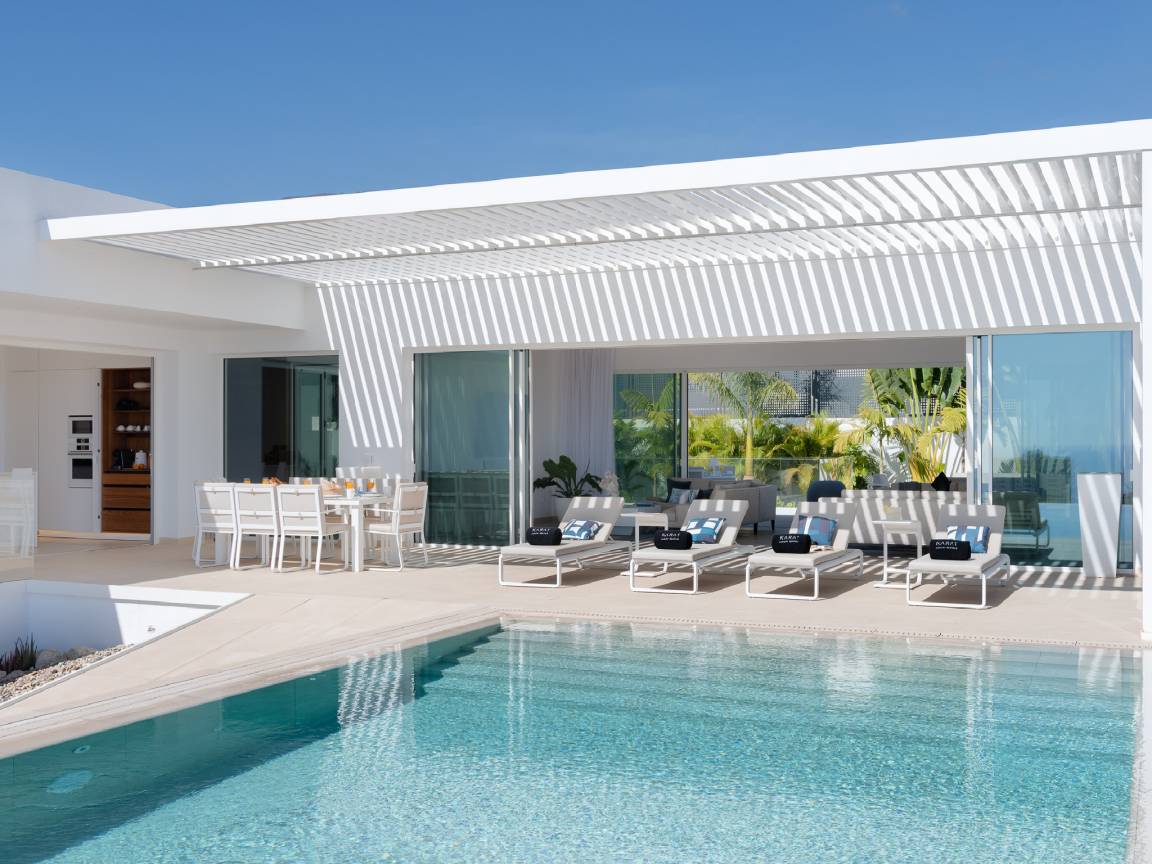 Villa ∙ 4 Bedrooms ∙ 8 Guests - Adeje