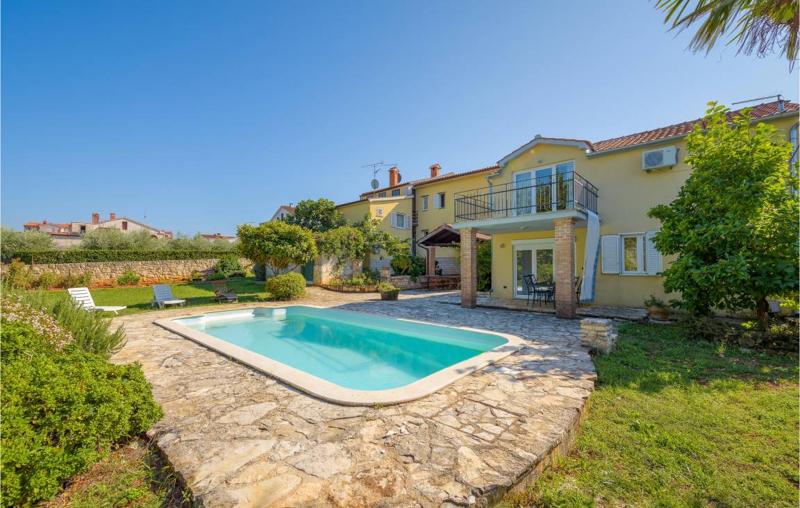 256 M² Dúplex ∙ 4 Habitaciones ∙ 12 Huéspedes - Poreč