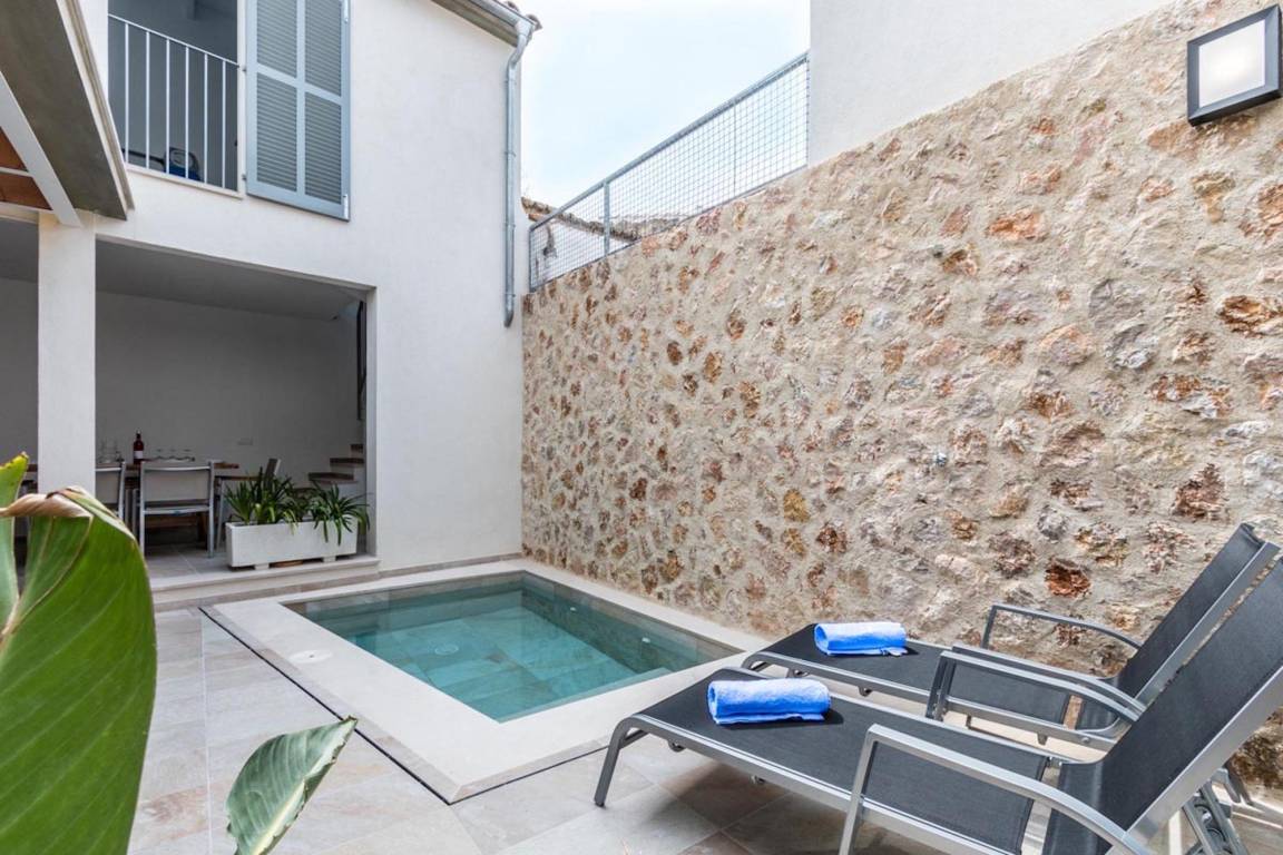 147 M² Casa ∙ 3 Habitaciones ∙ 6 Huéspedes - Pollensa