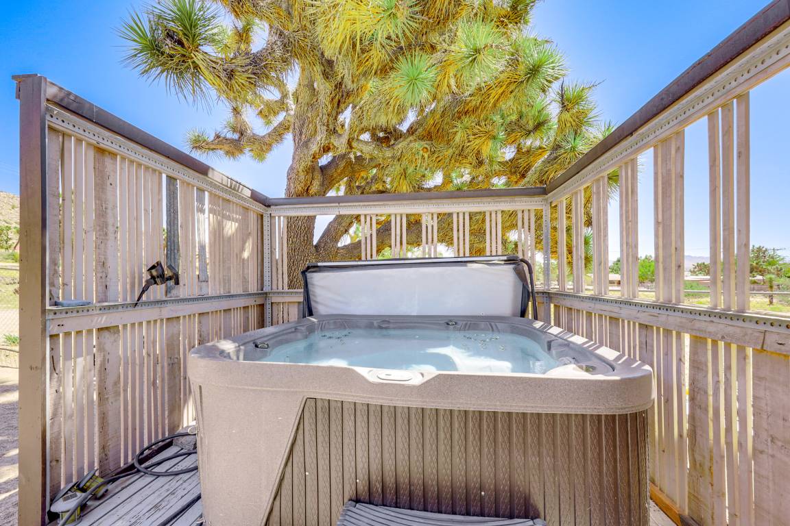 102 M² House ∙ 3 Bedrooms ∙ 6 Guests - Yucca Valley, CA