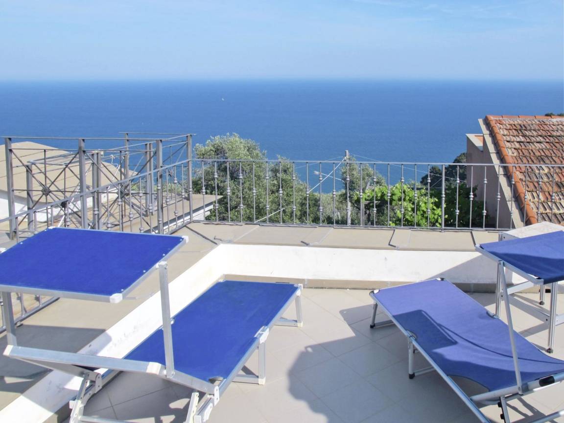 60 M² Casa Vacanza ∙ 1 Camera Da Letto ∙ 4 Ospiti - Alassio
