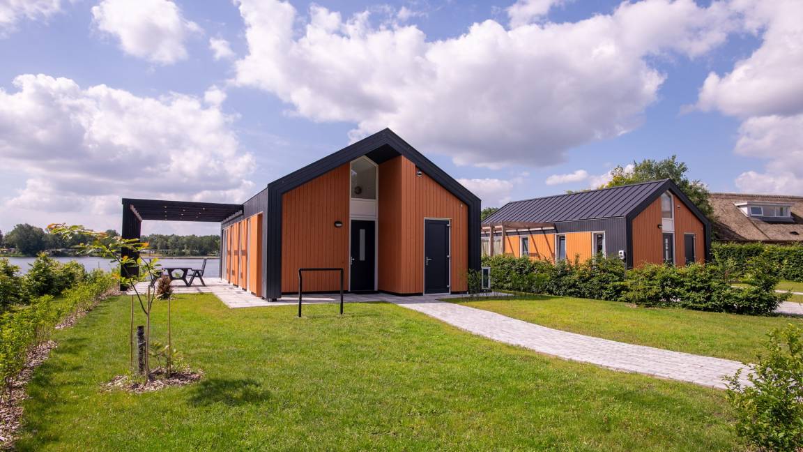 80 M² Villa ∙ 3 Bedrooms ∙ 4 Guests - Assen