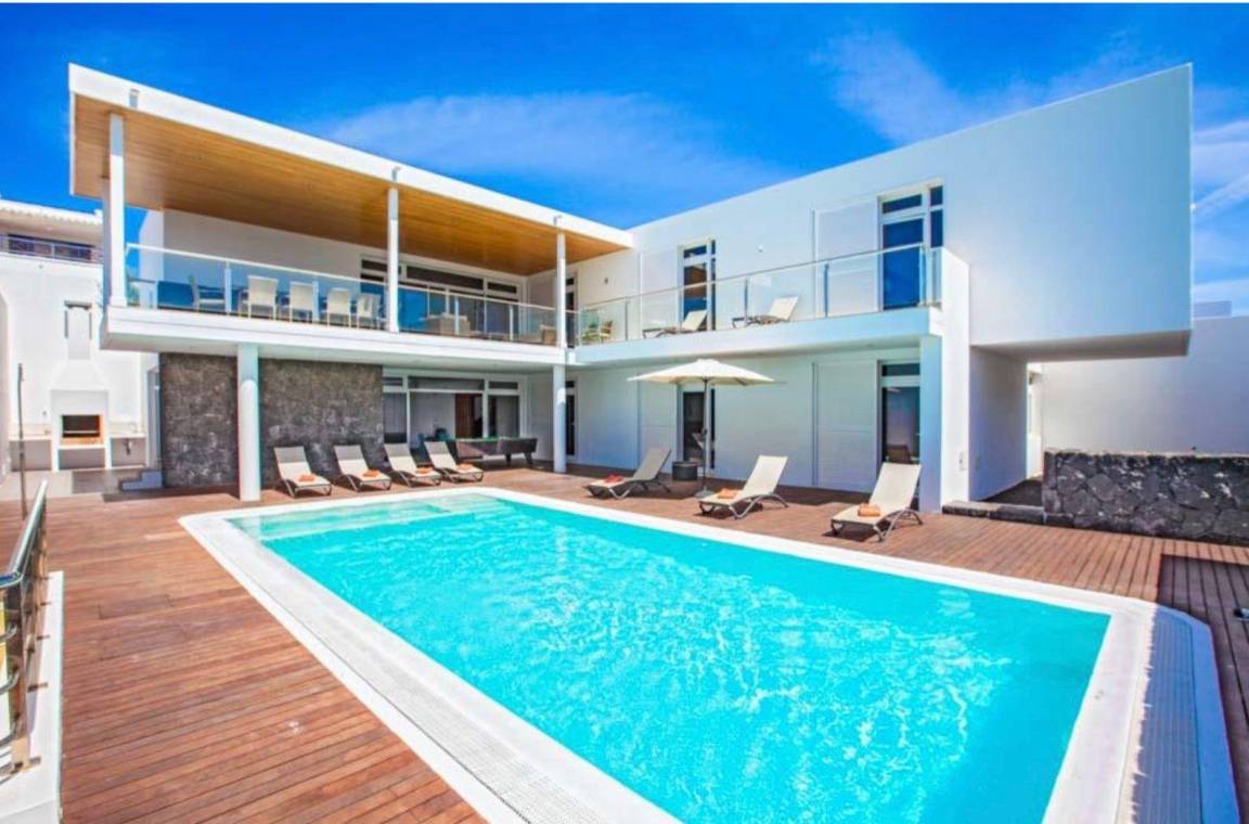 350 M² Maison De Vacances ∙ 6 Chambres ∙ 12 Personnes - Lanzarote