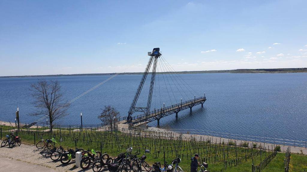 107 M² Ferienwohnung ∙ 2 Schlafzimmer ∙ 6 Gäste - Schwarzheide