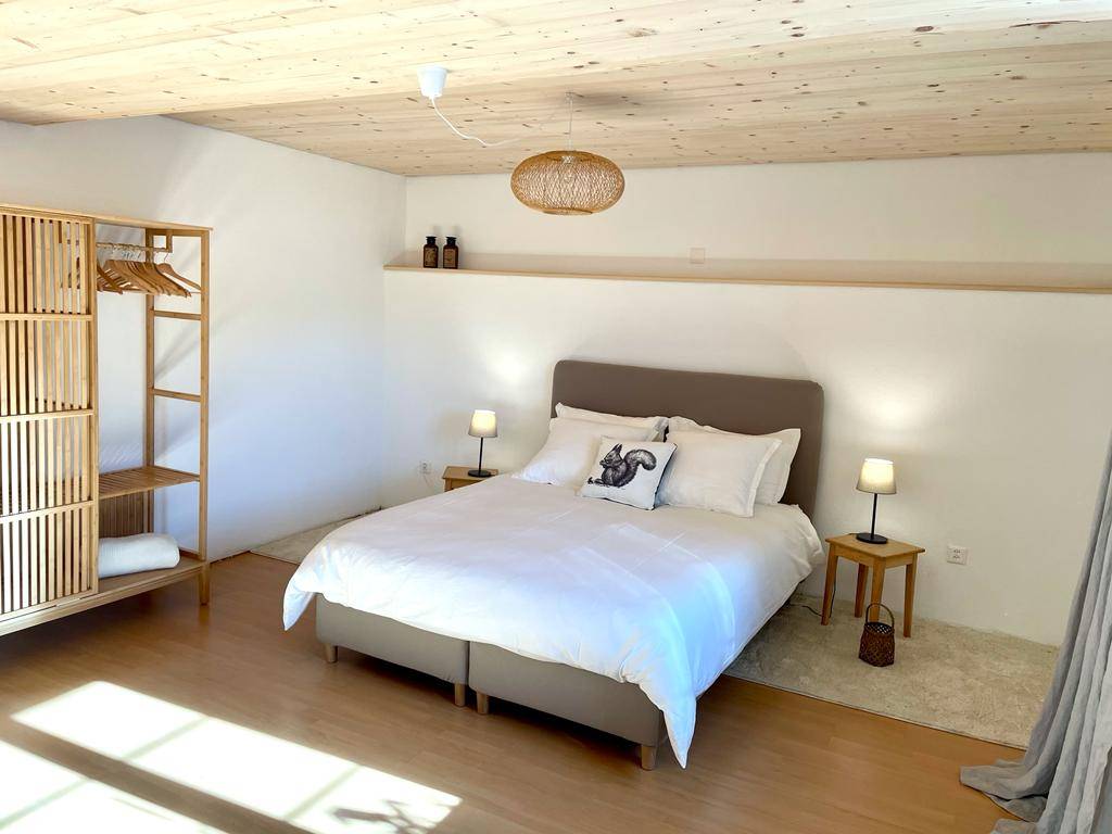 80 M² Ferienwohnung ∙ 2 Schlafzimmer ∙ 6 Gäste - Kanton Jura