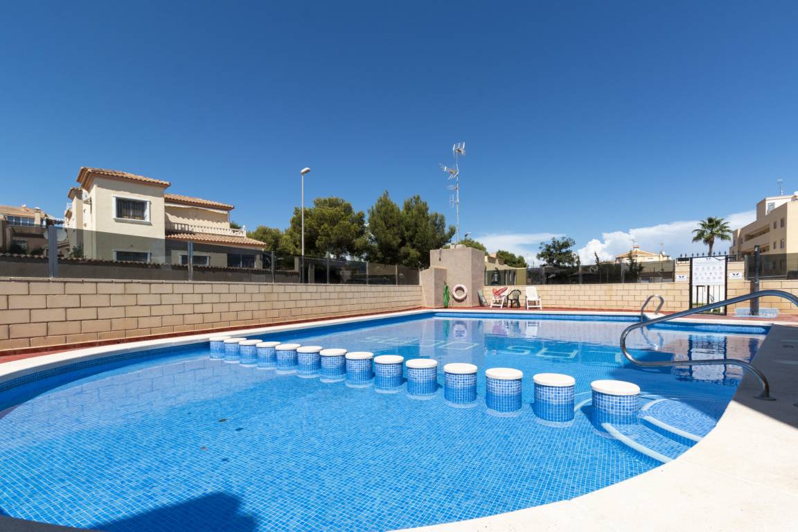 80 M² Maison De Vacances ∙ 3 Chambres ∙ 7 Personnes - La Zenia