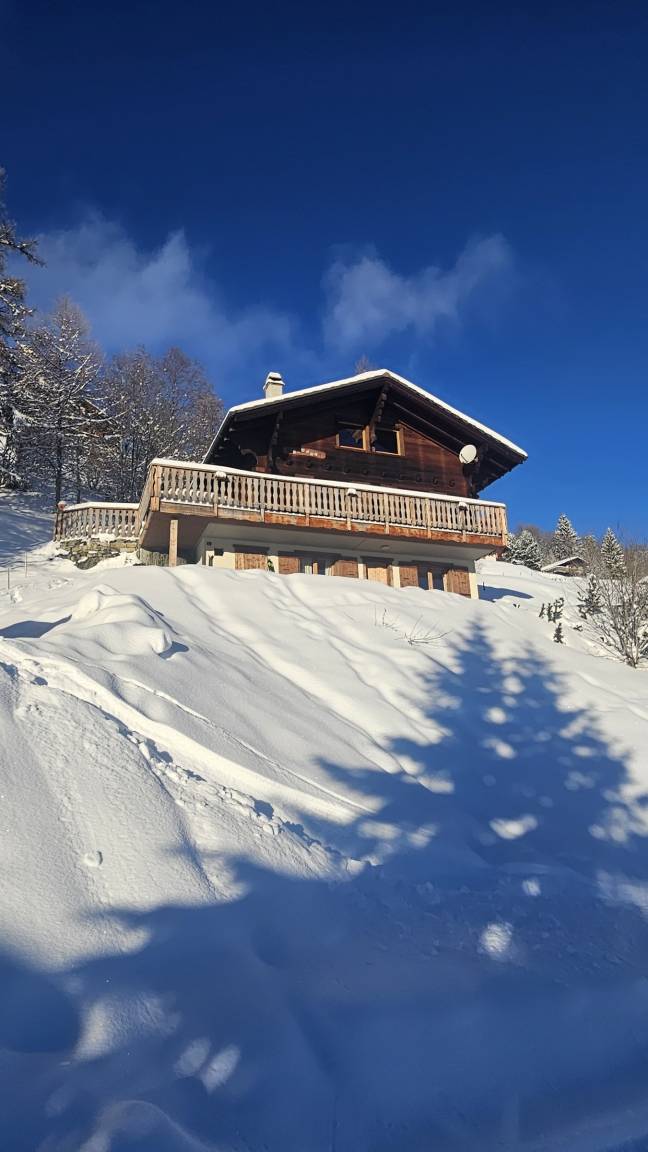 150 M² Chalet ∙ 4 Slaapkamers ∙ 8 Gasten - Sion