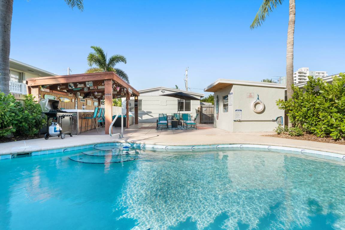 132 M² House ∙ 3 Bedrooms ∙ 12 Guests - Pompano Beach, FL