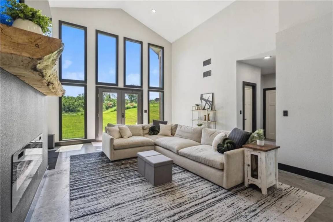 180 M² House ∙ 3 Bedrooms ∙ 9 Guests - Kearney, MO