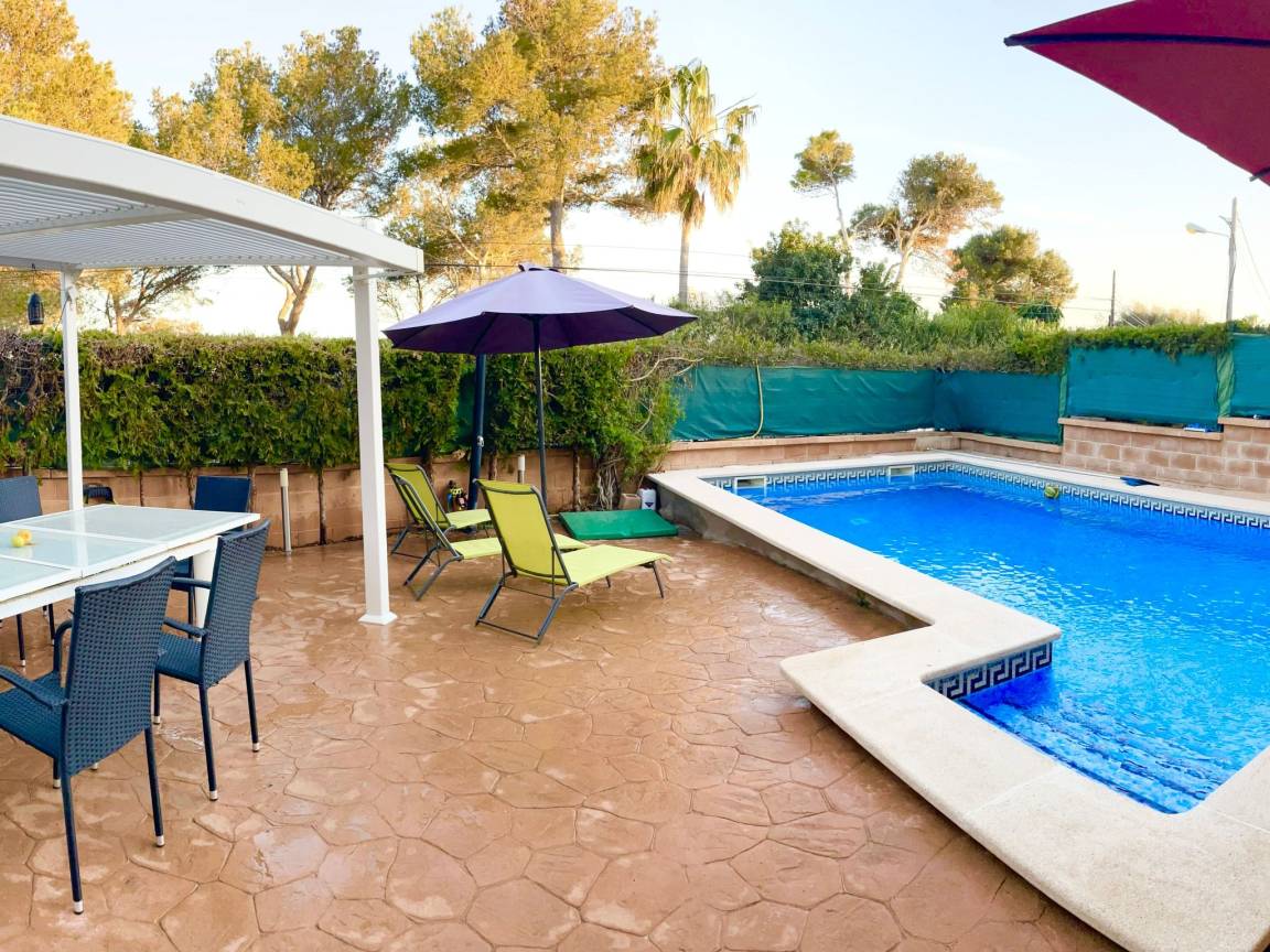 200 M² Talo ∙ 4 Makuuhuonetta ∙ 8 Vierasta - Torrent de Cala Pi